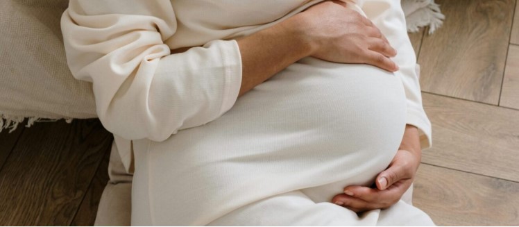 What You Should Know About the Link Between Early Pregnancy and Sleep ...